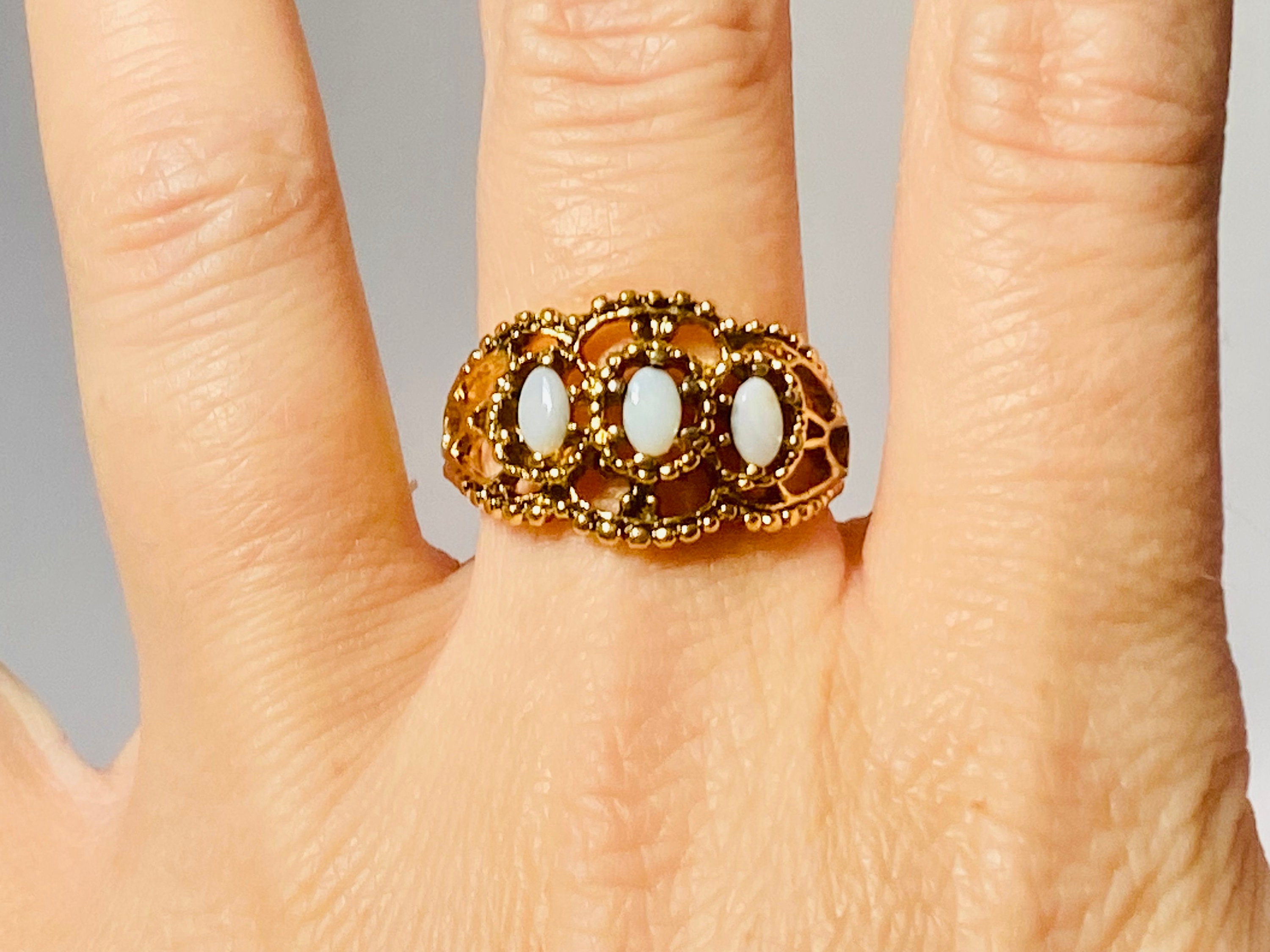 Vintage Seta Three Stone Opal Ring - Etsy