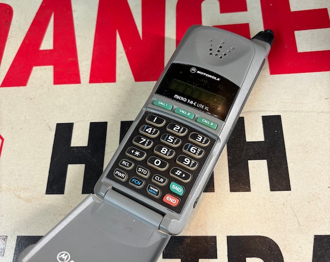 Vintage Motorola Flip Phone - Etsy