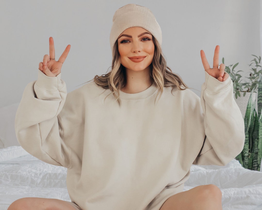 Neutral Sweatshirts Clean Girl Aesthetic, Gildan Heavy Blend 18000 ...