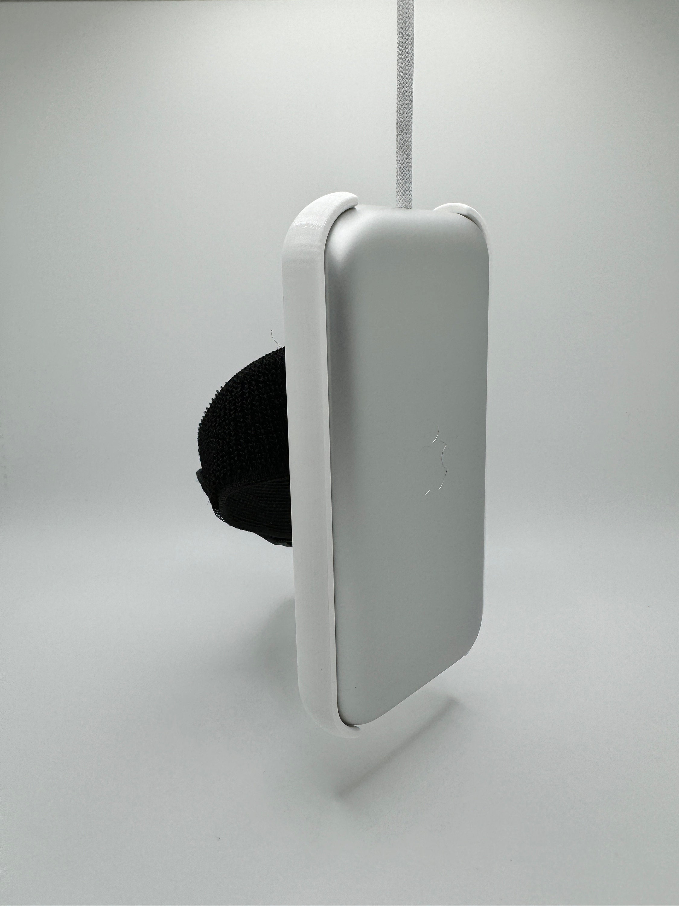 Battery Holder for Apple Vision Pro With Arm Band and Easy Release - Etsy