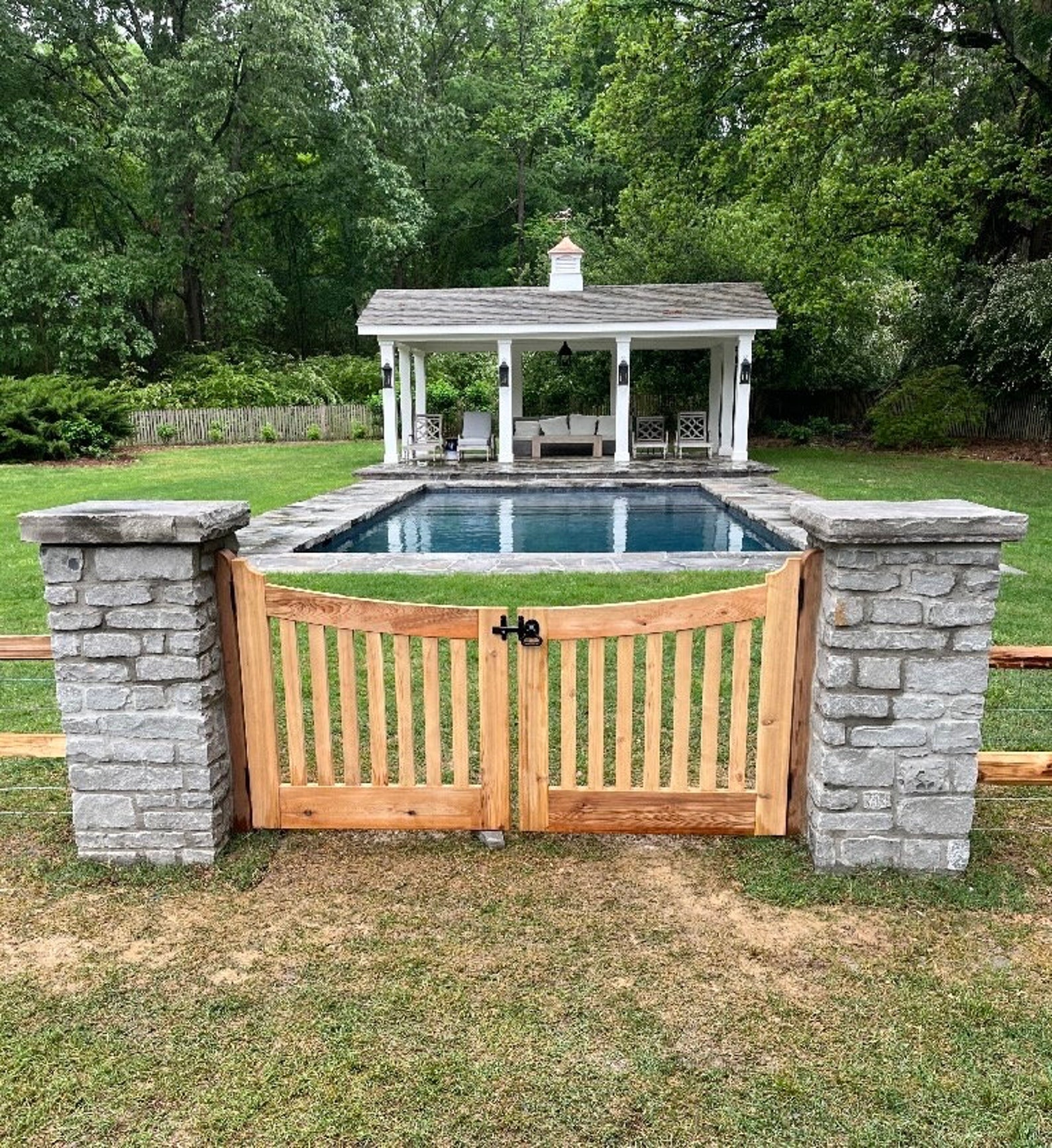 Double Scalloped Outdoor Cedar Gate With Wide Balusters - Etsy