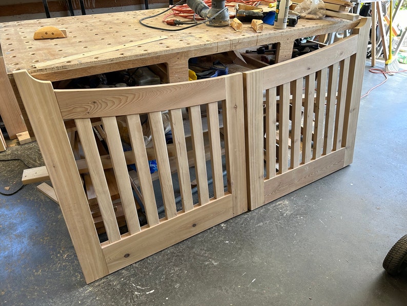 Double Scalloped Outdoor Cedar Gate With Wide Balusters - Etsy