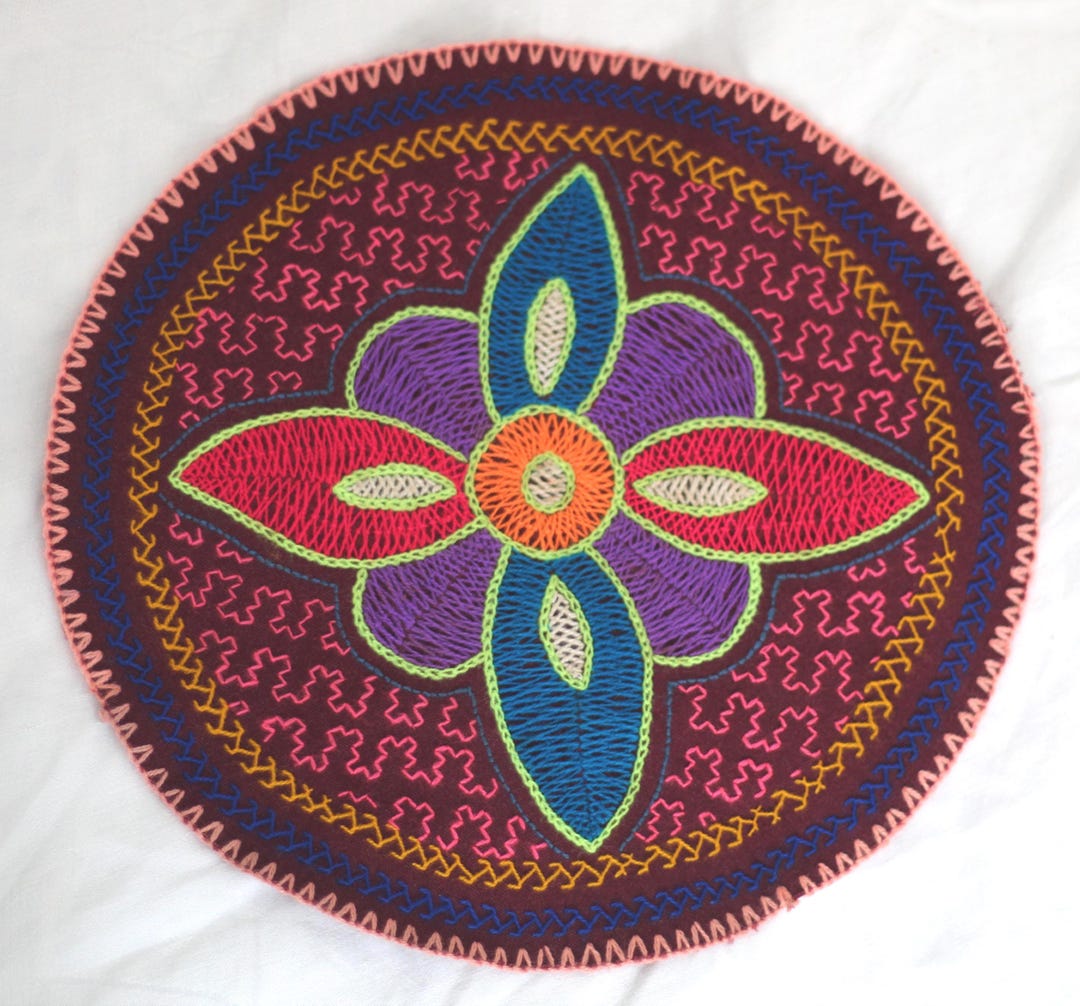 Shipibo Hand Embroidered Round Altar Cloth, Geometric Kené, Shipibo ...