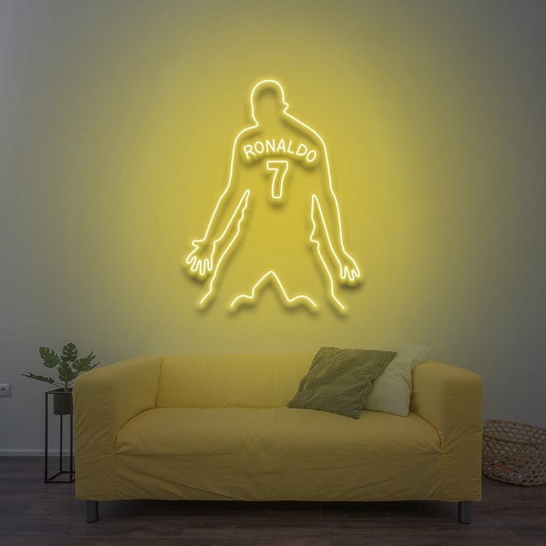 Neon Sign CR7 - Etsy