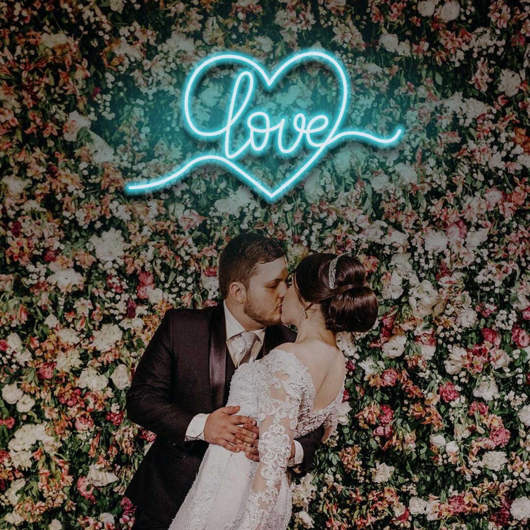 Love - LED Neon Sign - Etsy