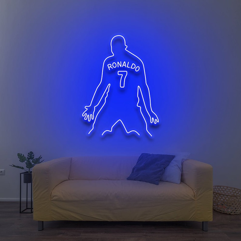 Neon Sign CR7 - Etsy
