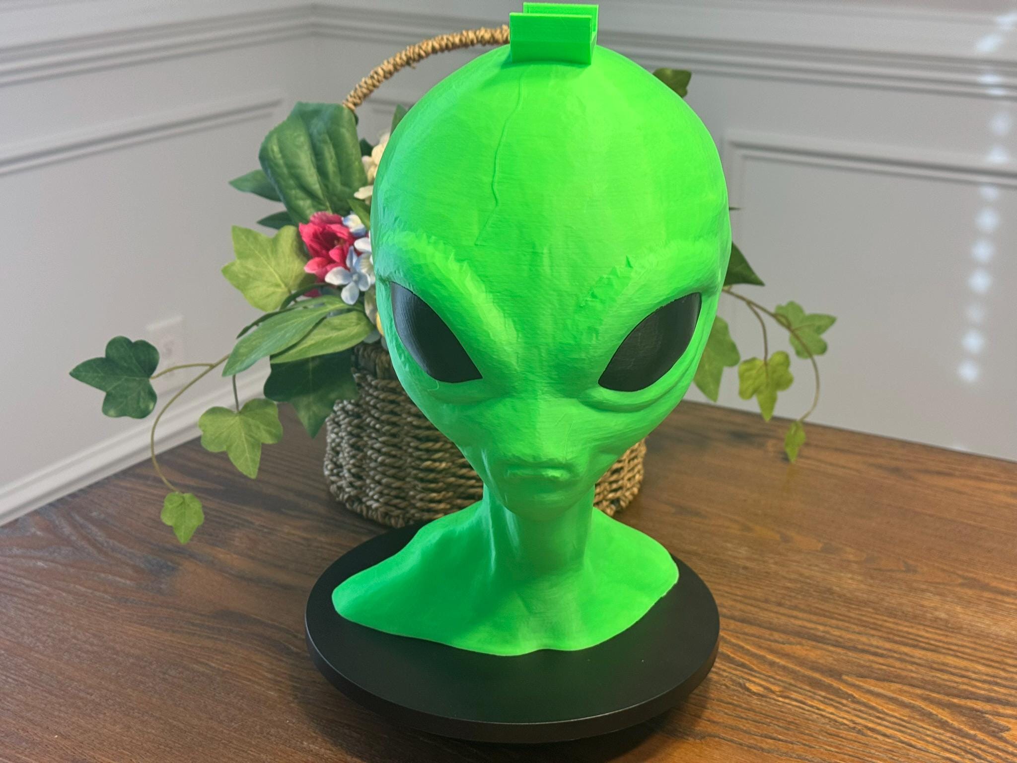 3D Printed Alien Headset Stand / Alien Headset Stand / Alien Headphone ...