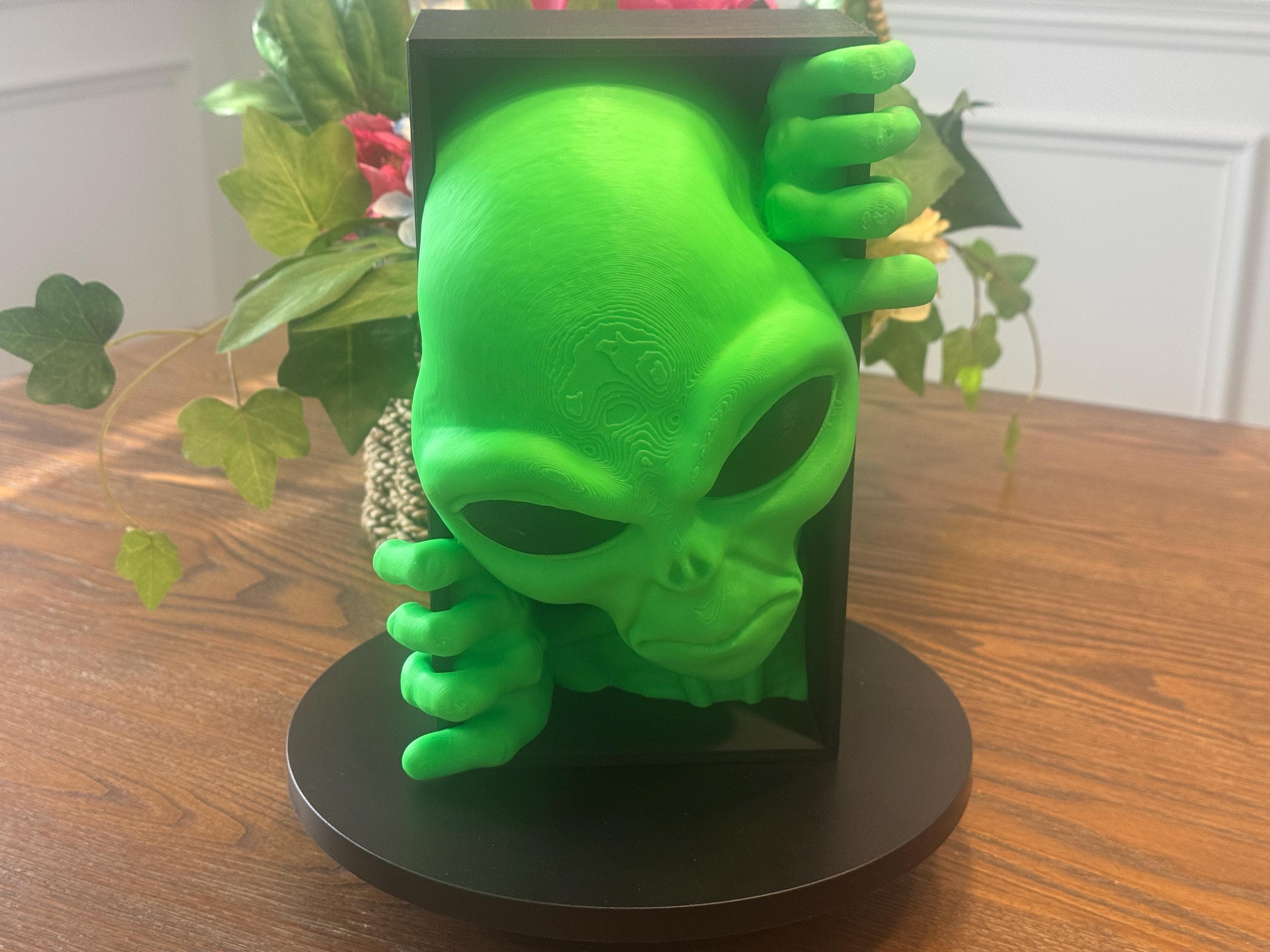 3D Printed Alien Book Nook: Sci-fi Book Insert - Etsy