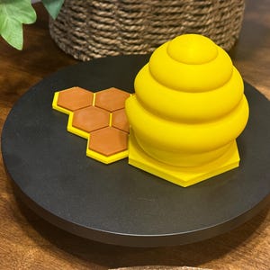 3D Printed Bee Hive With Articulated Bee - Etsy