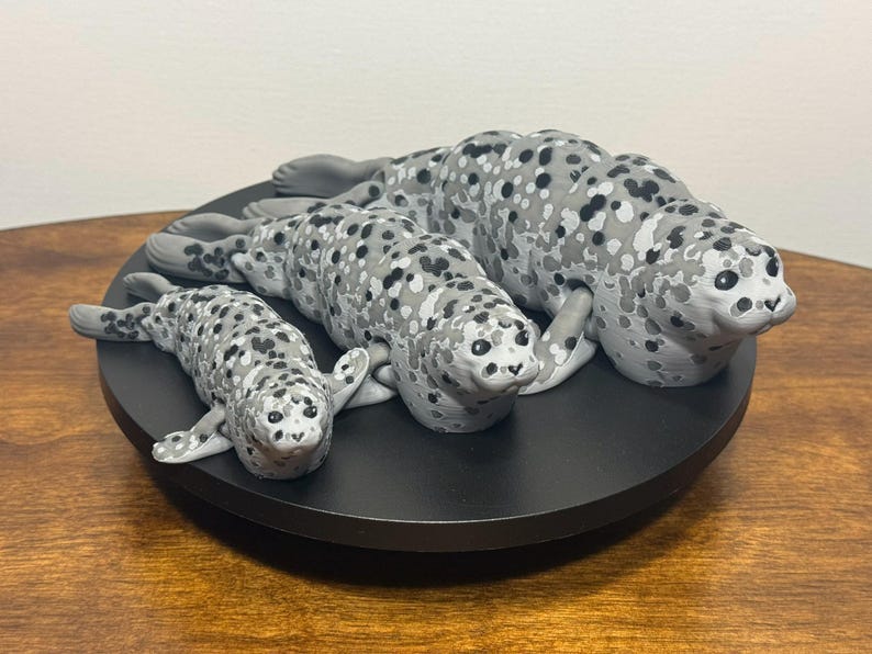 3D Printed Articulated Seal, Multicolor PLA, Eco-friendly Decor ...