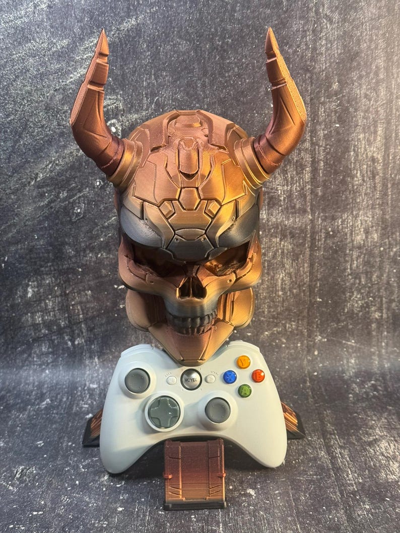 3D Printed Sci-fi Skull Controller & Headphone Holder / Headphone ...