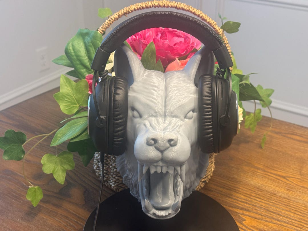 3D Printed Wolf Headset Holder: Gray Desk Decor - Etsy