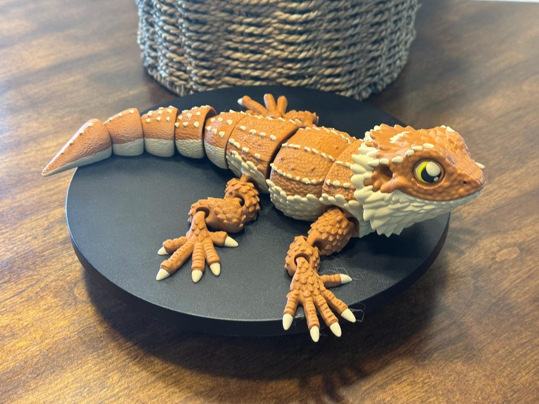 3D Printed Articulated Brown Bearded Dragon: Realistic Reptile Decor - Etsy