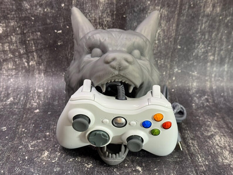 3D Printed Wolf Controller & Headphone Holder: Gaming Desk Decor - Etsy