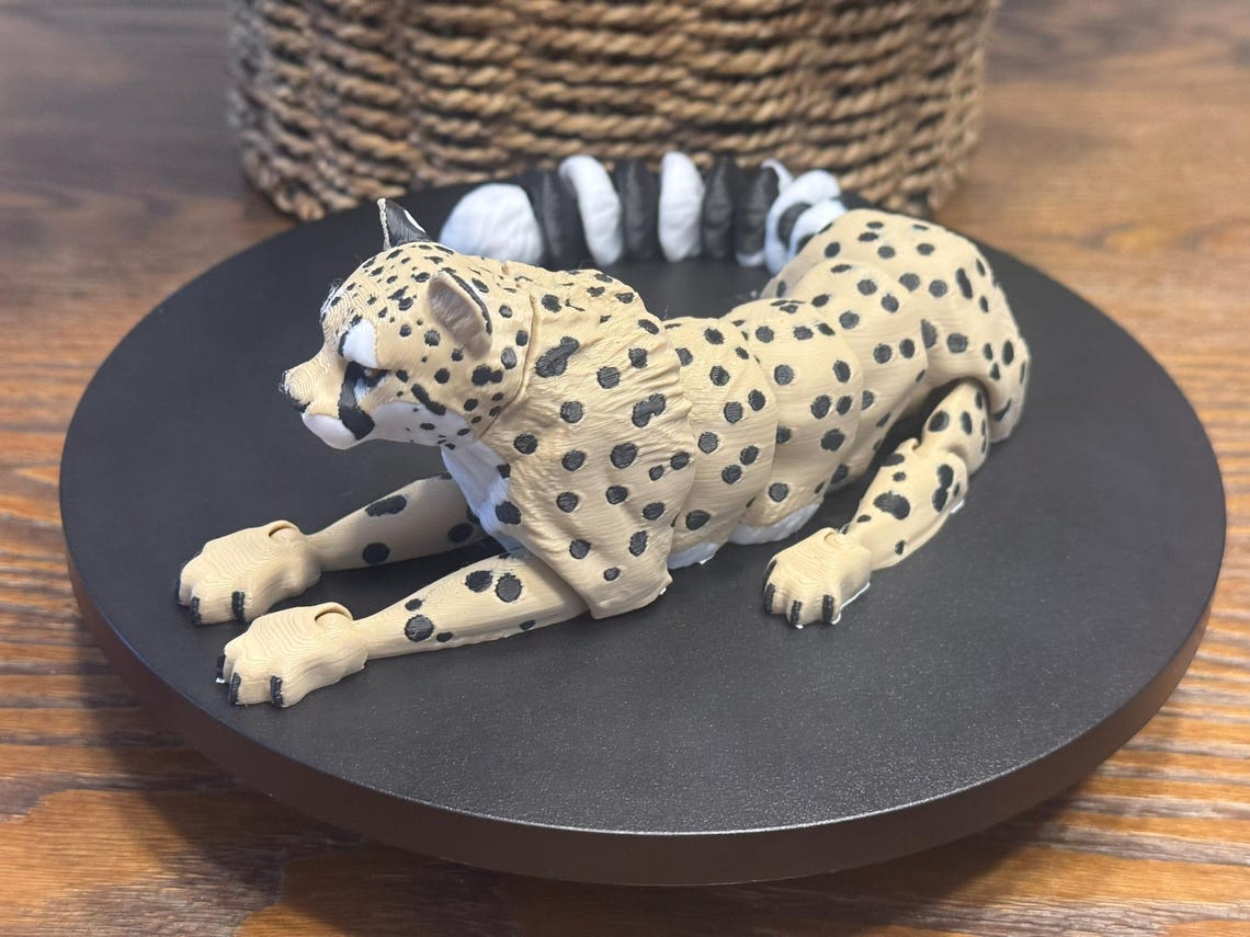 3D Printed Articulated Cheetah With Cubs: Wildlife Figurine - Etsy