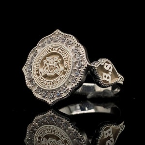 Solid Gold College Class Rings, Women's Class Ring, Gold Graduation ...