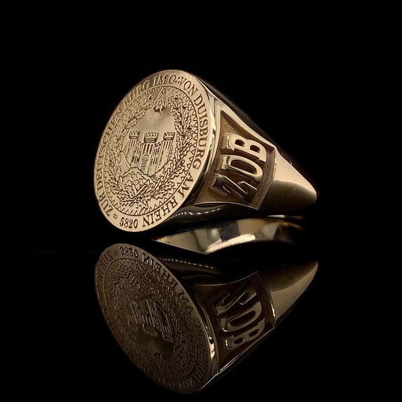 Gold Family Crest Signet Ring, Family Rings, Gold Signet Ring, Coat of ...