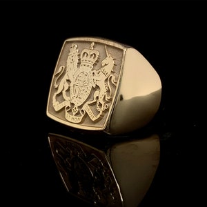 Gold Family Crest Signet Ring, Family Rings, Gold Signet Ring, Coat of ...