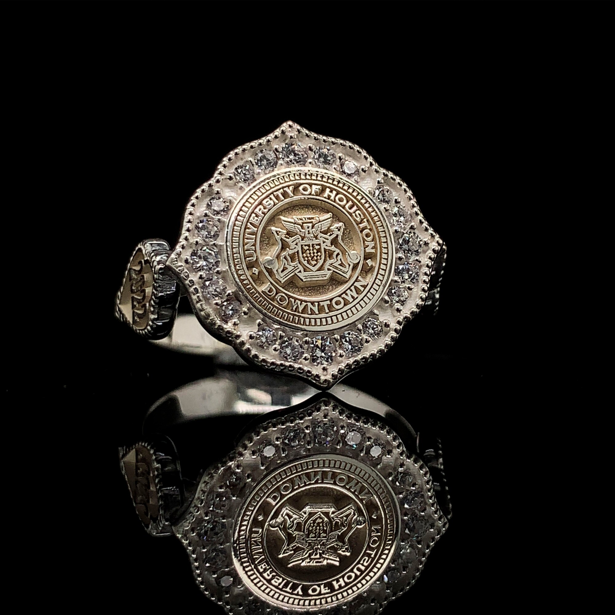 Solid Gold College Class Rings, Women's Class Ring, Gold Graduation ...