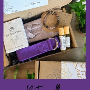 Wellness Gift Box Self-care Package Yoga Set Aromatherapy Gift Birthday ...