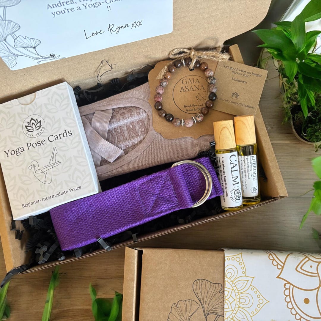 Wellness Gift Box Self-care Package Yoga Set Aromatherapy Gift Birthday ...
