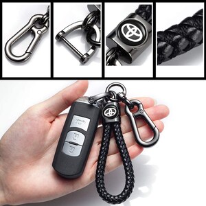 Genuine Toyota Leather Car Logo Keychain Toyota Keyring for Hilux RAV4 ...