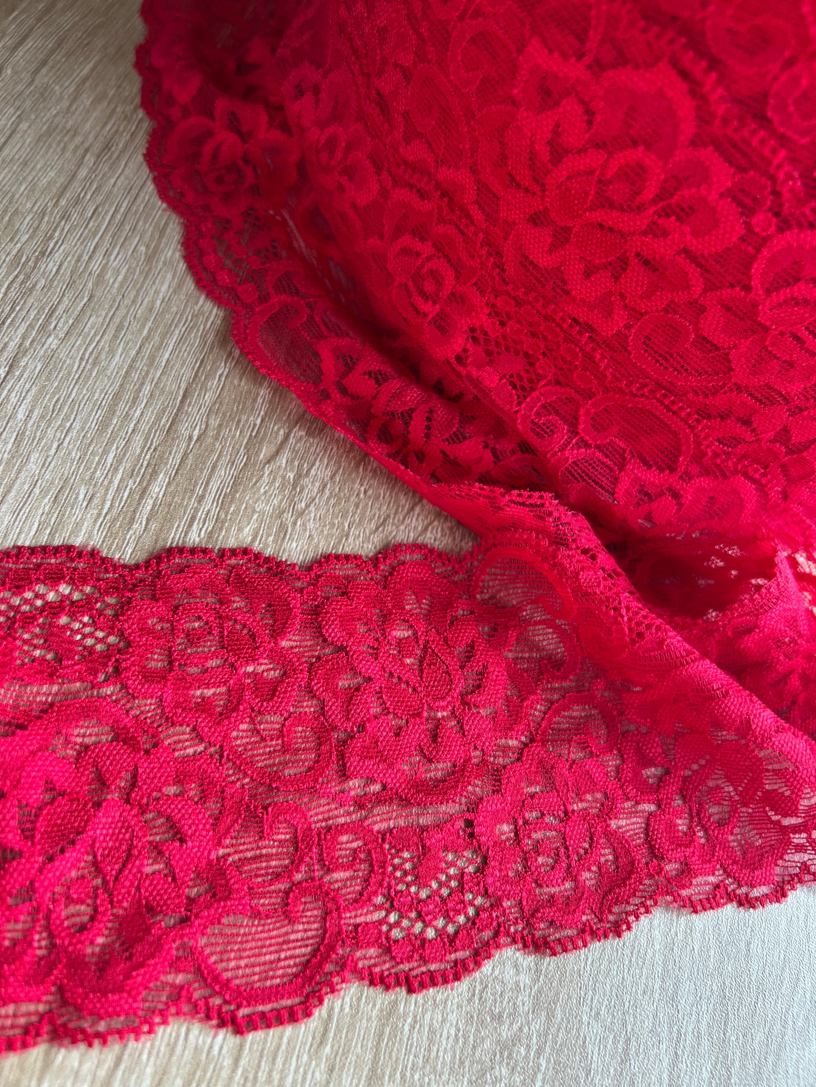 3metres Luxury Red Lace Trim, Red Narrow Stretch Lace Trim 3.25/8cm Red ...