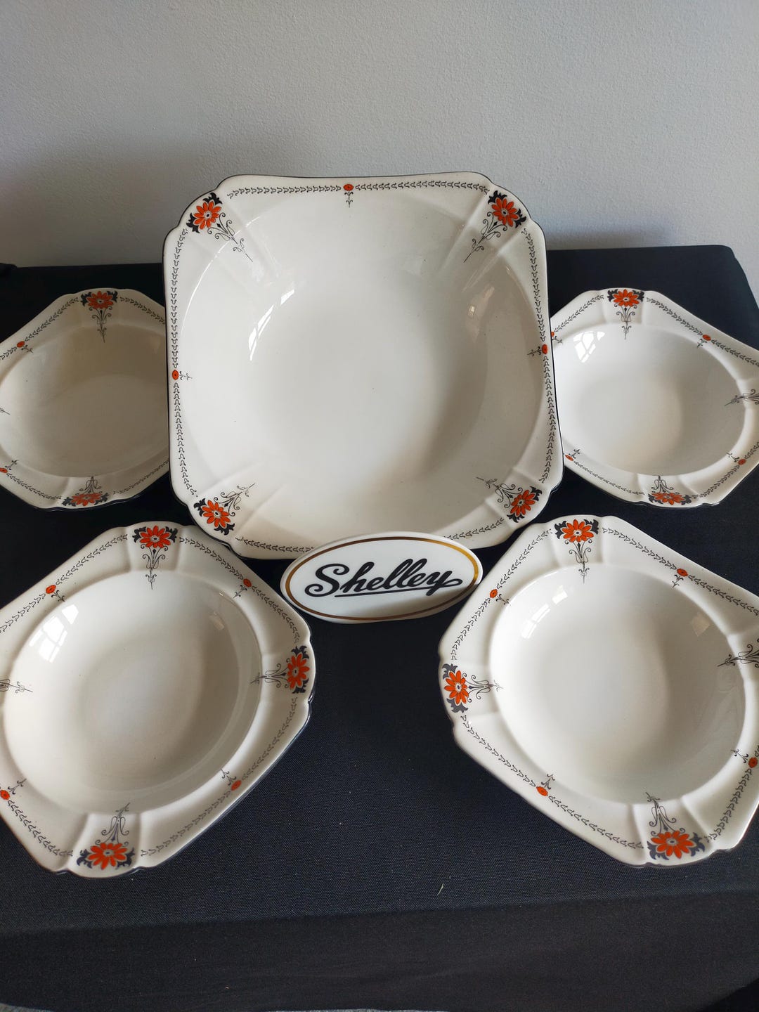 Shelley Fine Bone China Pattern No. 11497 A Lovely Dessert Bowl Set ...