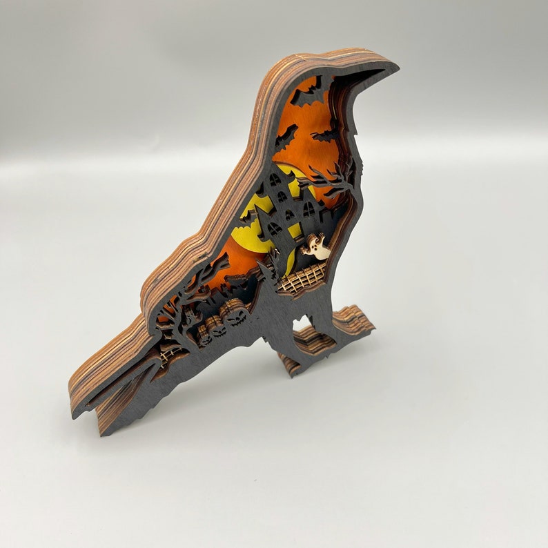 3D Carved Wooden Raven Lamp-dark Beauty of Nature Into Your Space ...