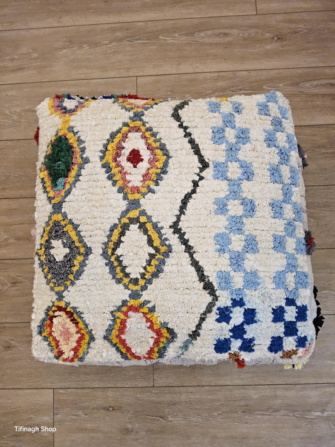 Colored Berber Puf | Boucherouite | Design Azilal | Deco Boho Chic ...