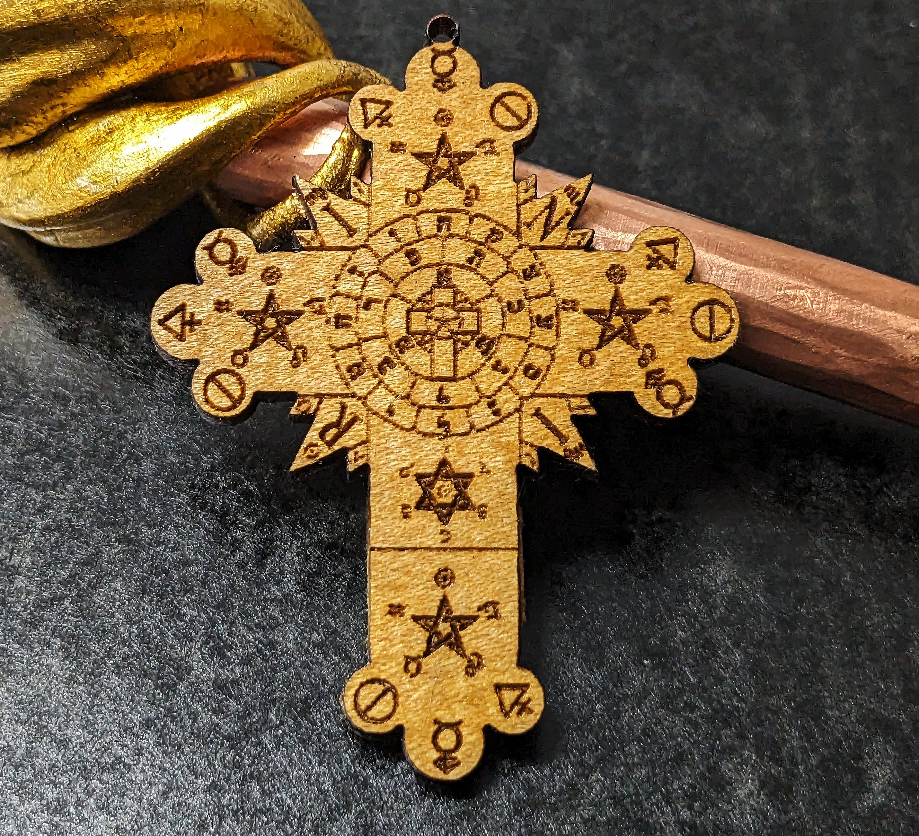 Golden Dawn Rose Cross Lamen Pendant Rosicrucian Grimoire - Etsy