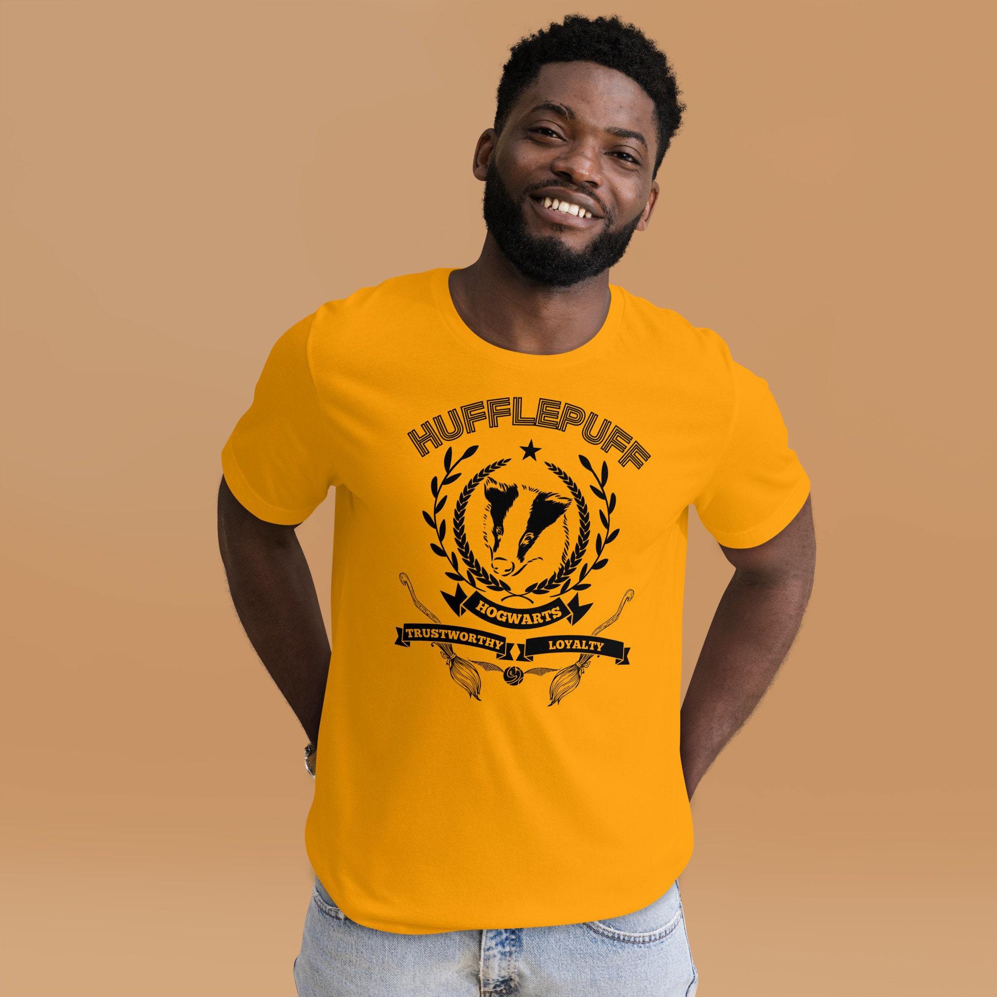 Harry Potter Hufflepuff House T-shirt - Etsy