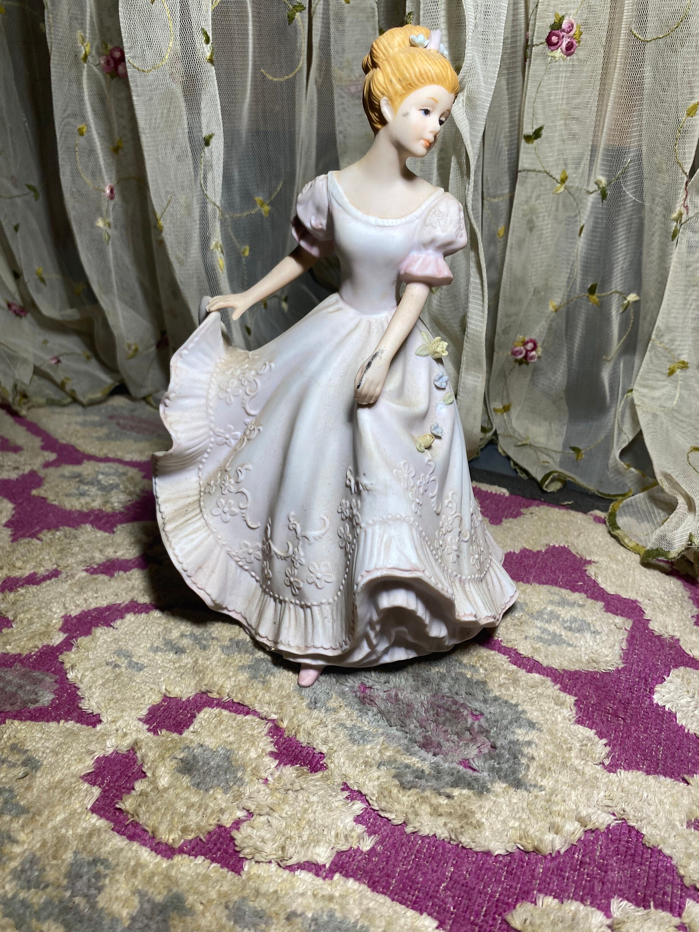 Vintage 1993 Homco Masterpiece Porcelain Figurine lady Caroline - Etsy