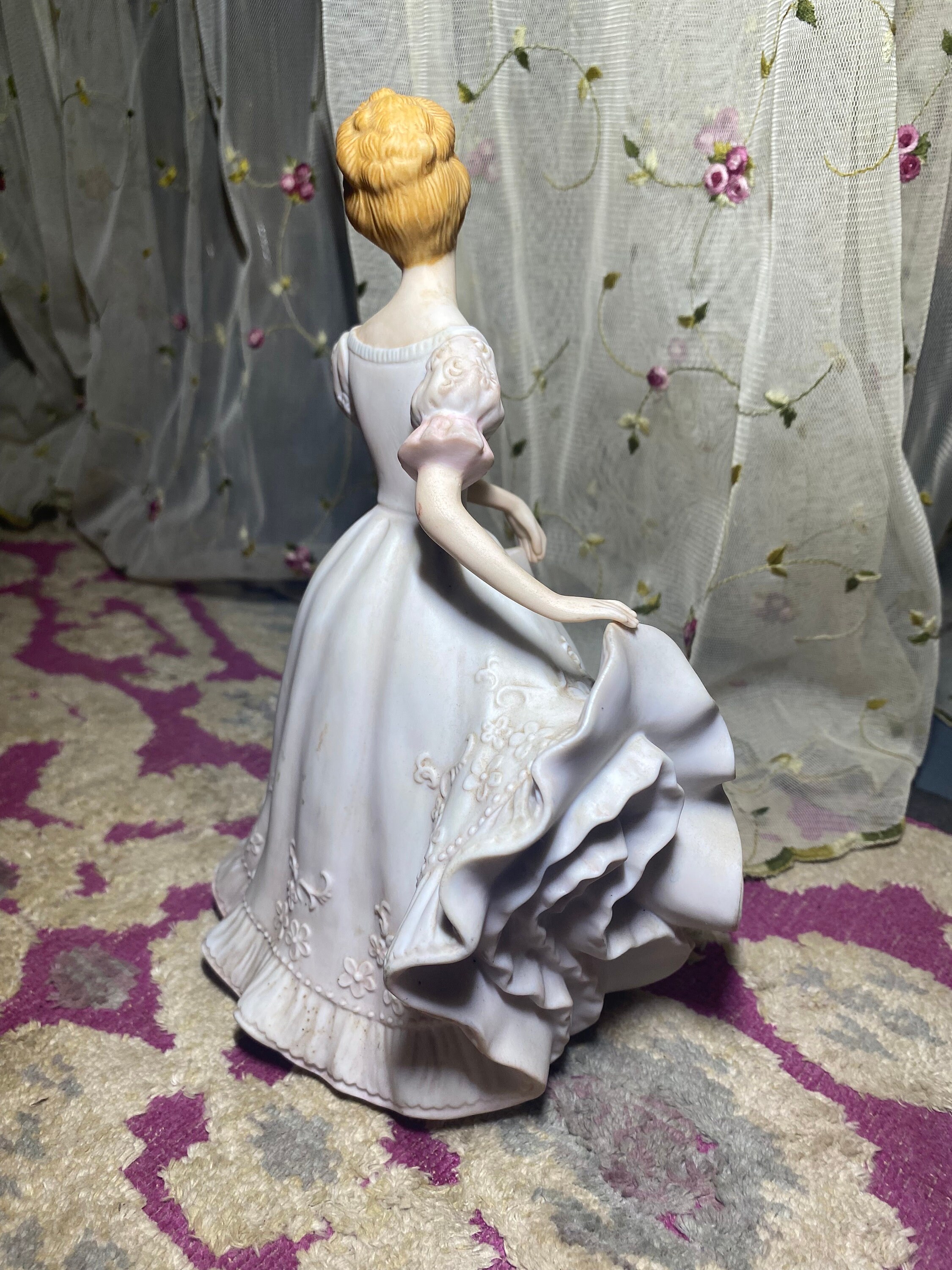 Vintage 1993 Homco Masterpiece Porcelain Figurine lady Caroline - Etsy