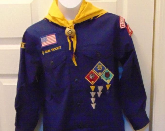 Cub Scout Uniform Shirt and Pants and 2 Kerchief Patch/badges Official ...