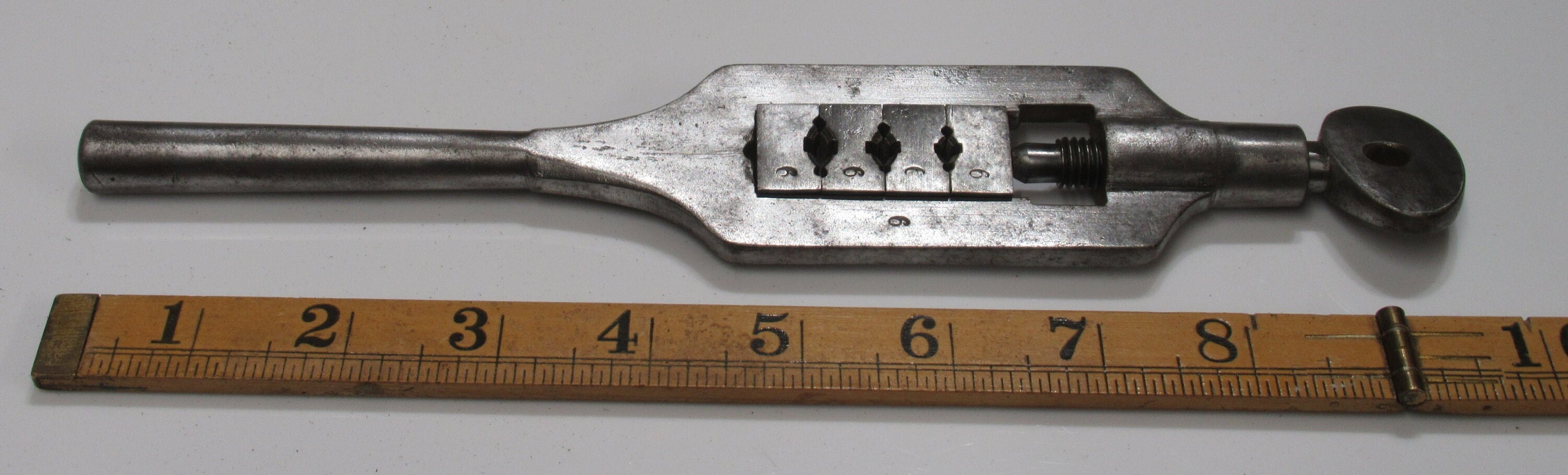 Superb Antique Engineers Multi Split Die Stock Threading Tool ...
