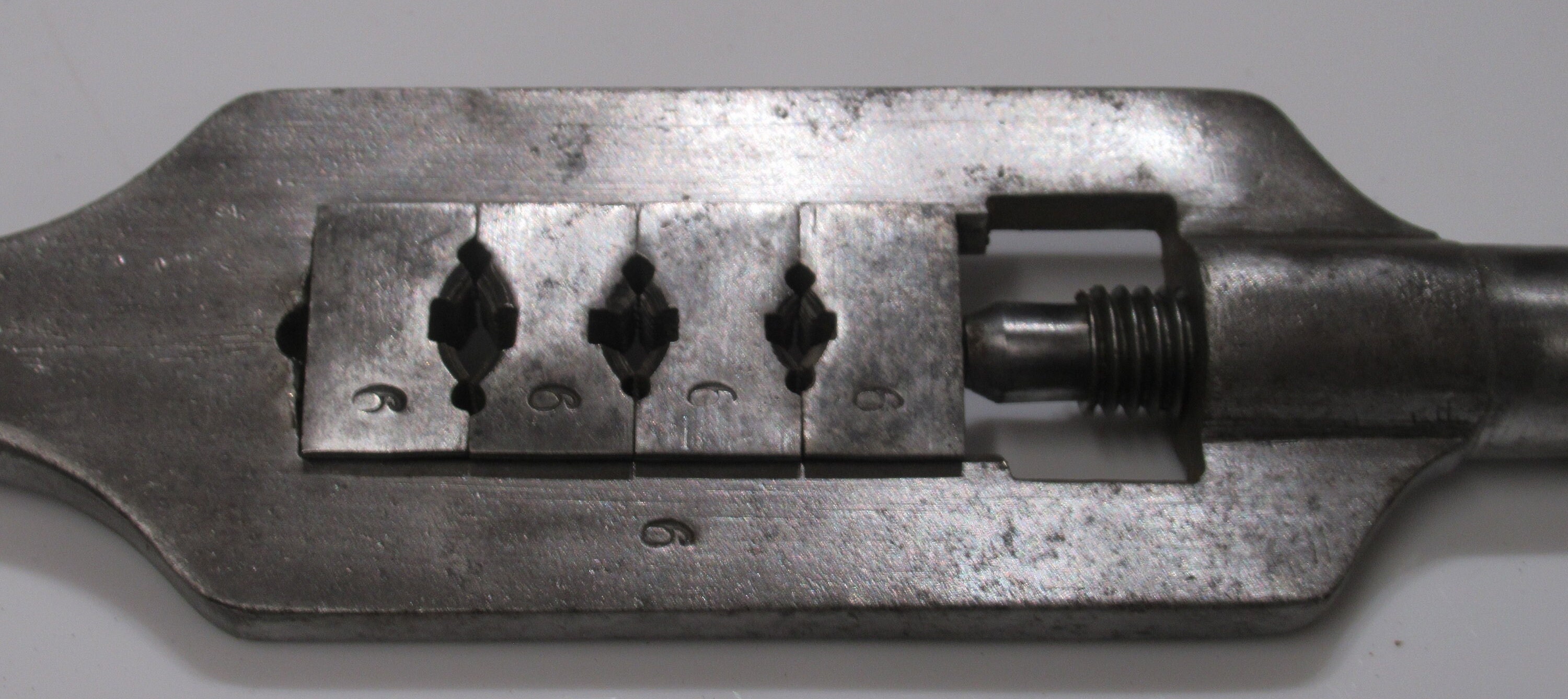 Superb Antique Engineers Multi Split Die Stock Threading Tool ...