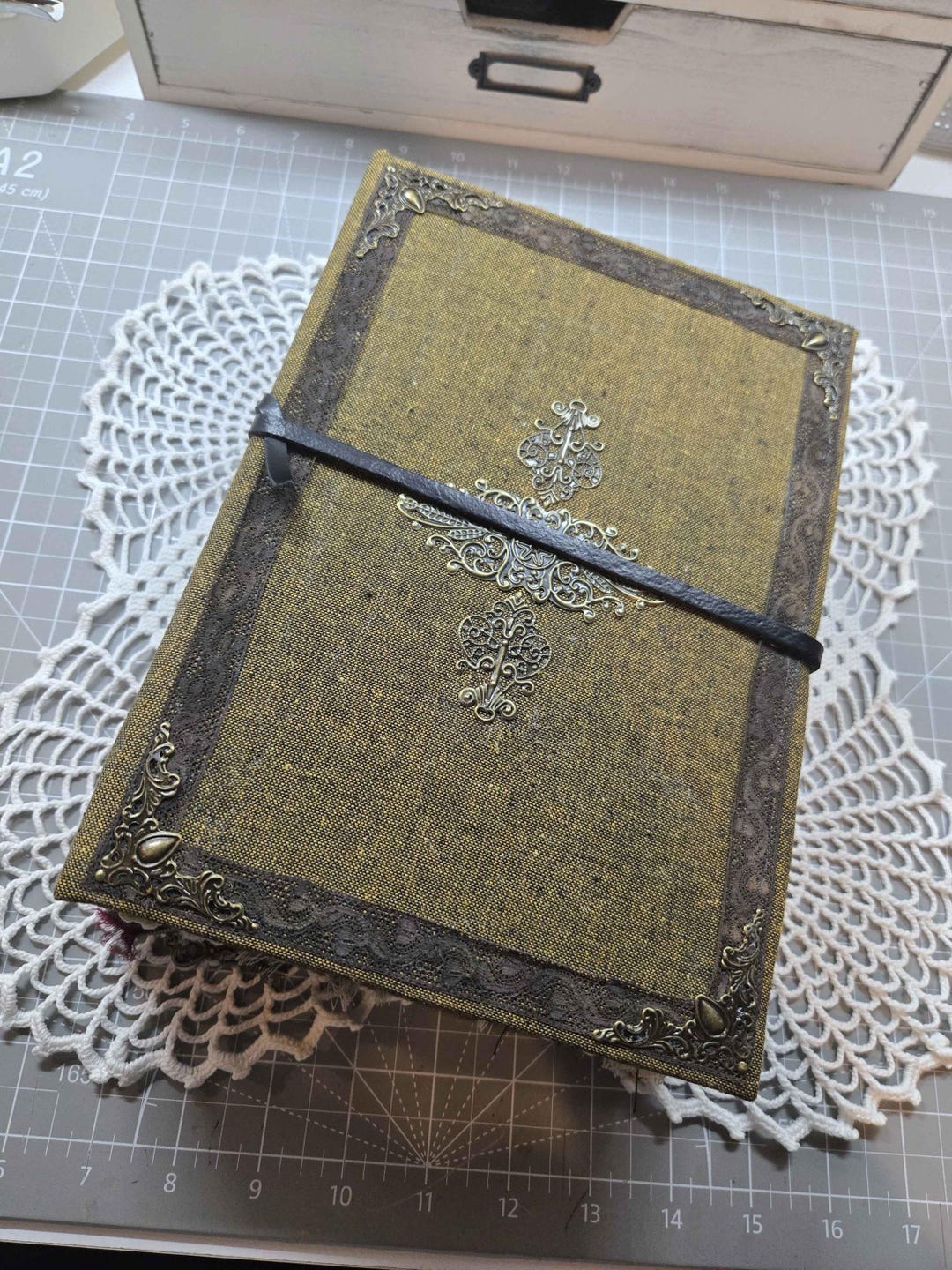 Academia Library Theme Junk Journal, Dark Academia, Handmade Journal - Etsy