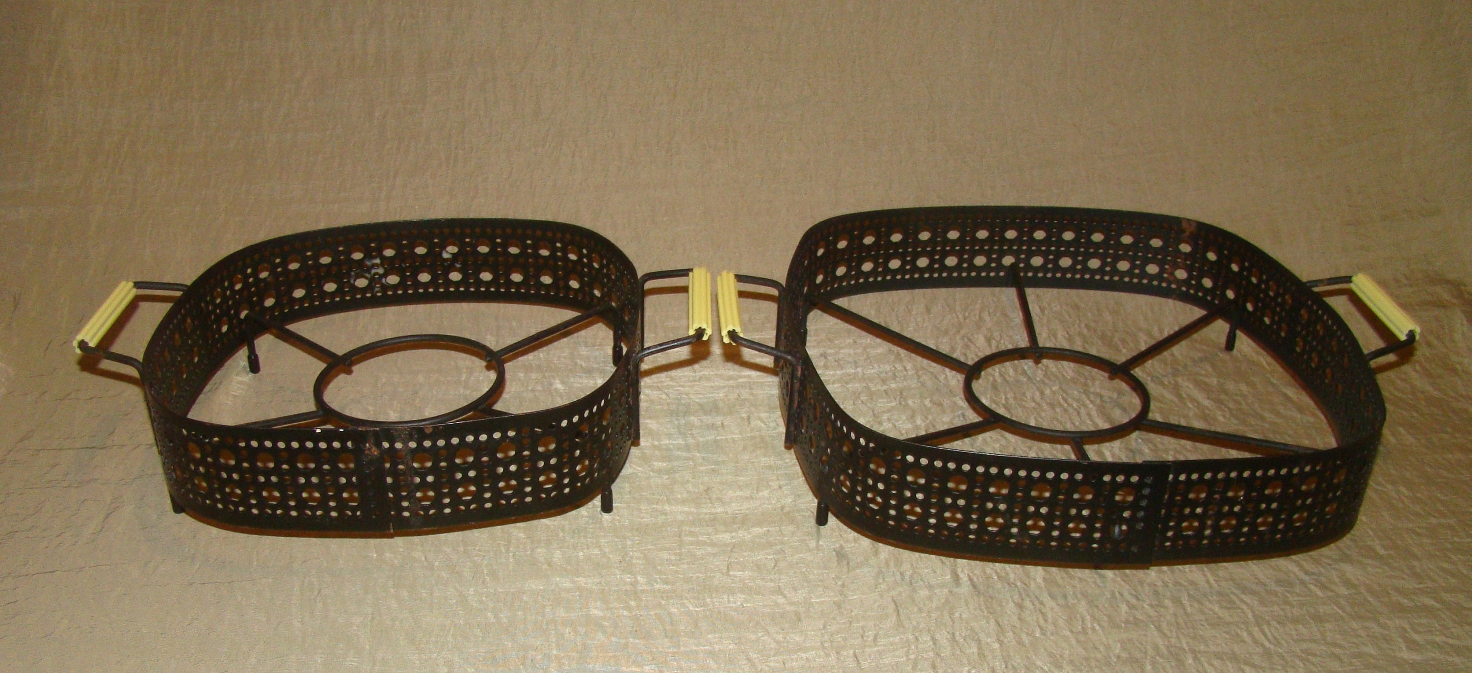 2 Mid Century Vintage Baking Pyrex Type Casserole Dish Black Metal ...