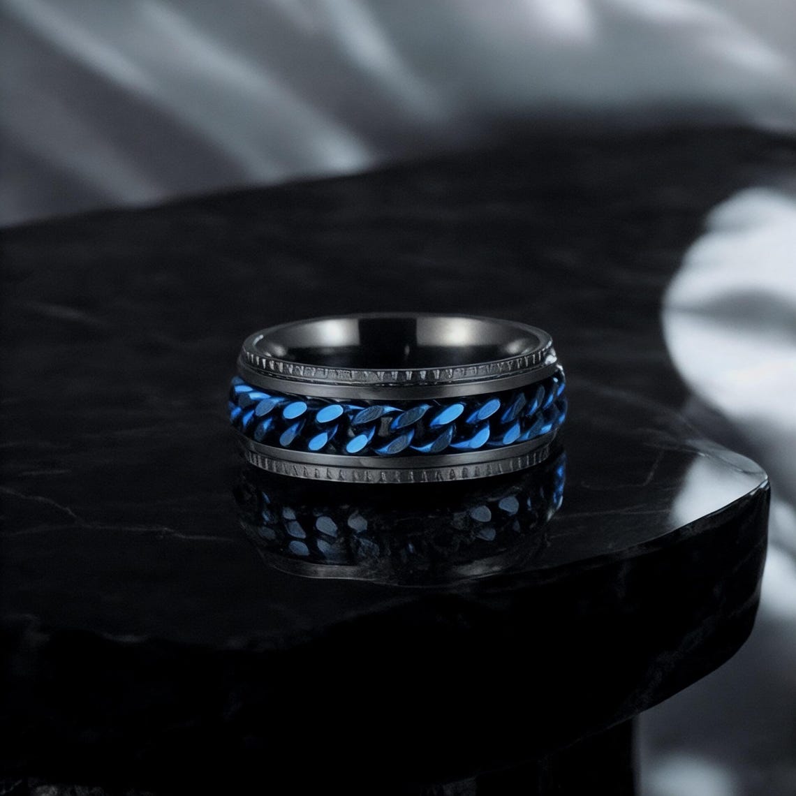 Fidget Ring Toy & Spinner for Men and Women Anxiety Ring Trendy Gift ...