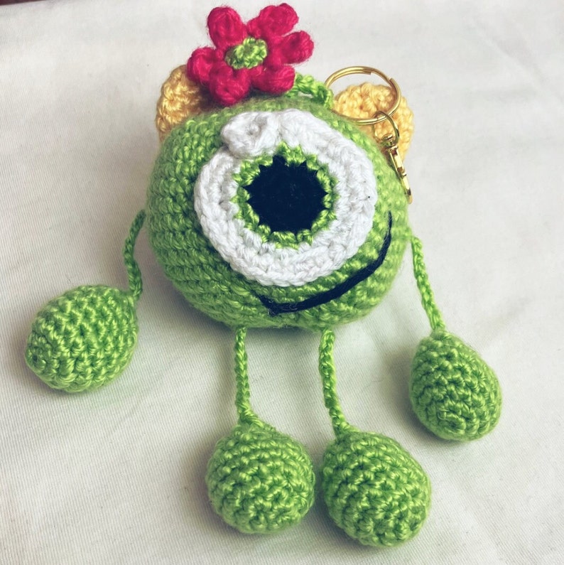 Mrs. Monster Crochet Keychain|handmade|pink Bow|amigurumi | - Etsy