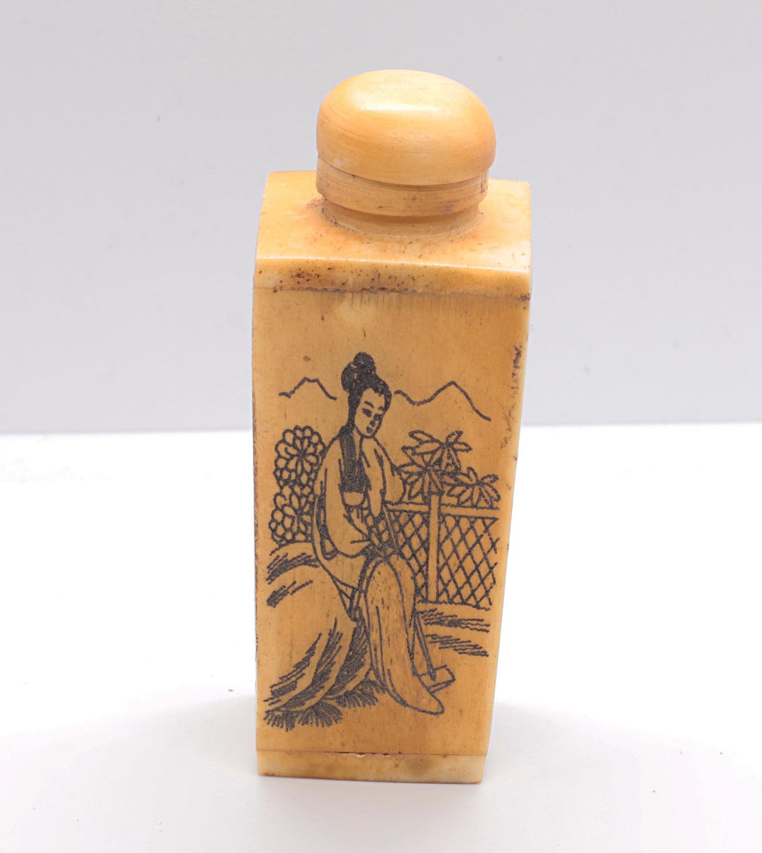 China. Minguo Period. 1920 Circa. Bone Snuff Bottle With Hadcarved ...