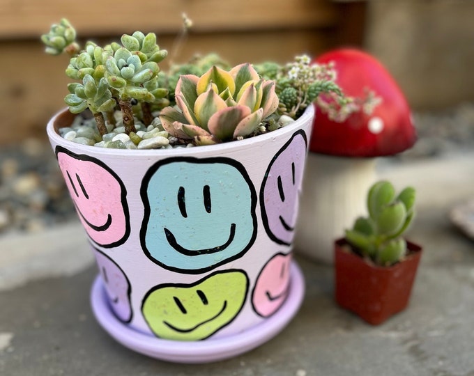 Stoney Smileys | Handpainted Planter | Large Flower Pot, Smiley Faces ...