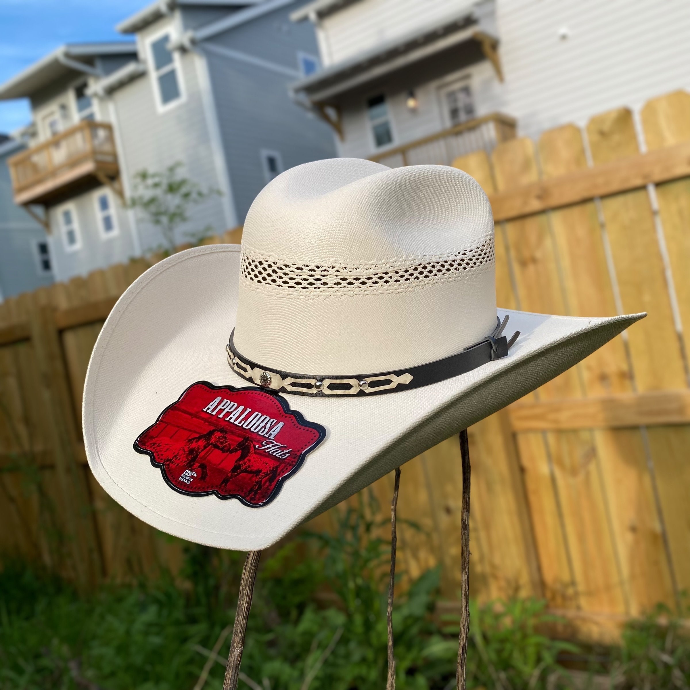 Mens Western Cowboy Hat. Mens Rodeo Cowboy Hat. Mens White Cowboy Hat ...