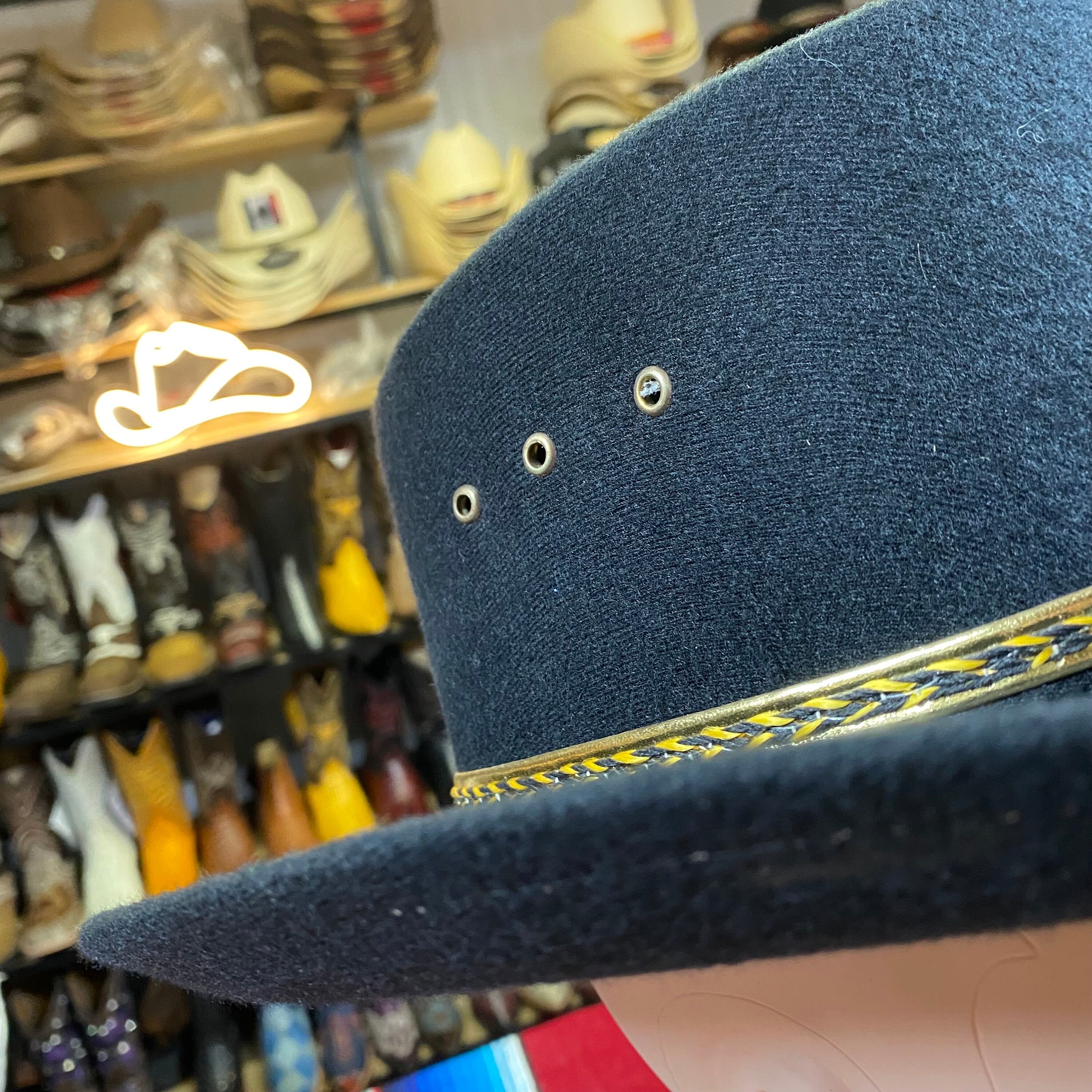 Black Felt Fadora Hat. Fadora Vintage Hat. Men’s Bucket Western Hat ...