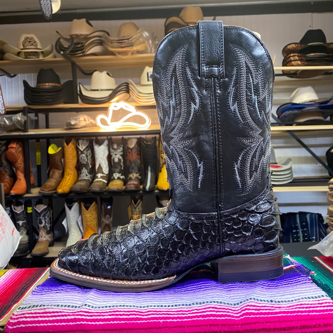 Men’s Piracucu Fish Skin Boots. Square Toe Cowboy Boots for Men ...