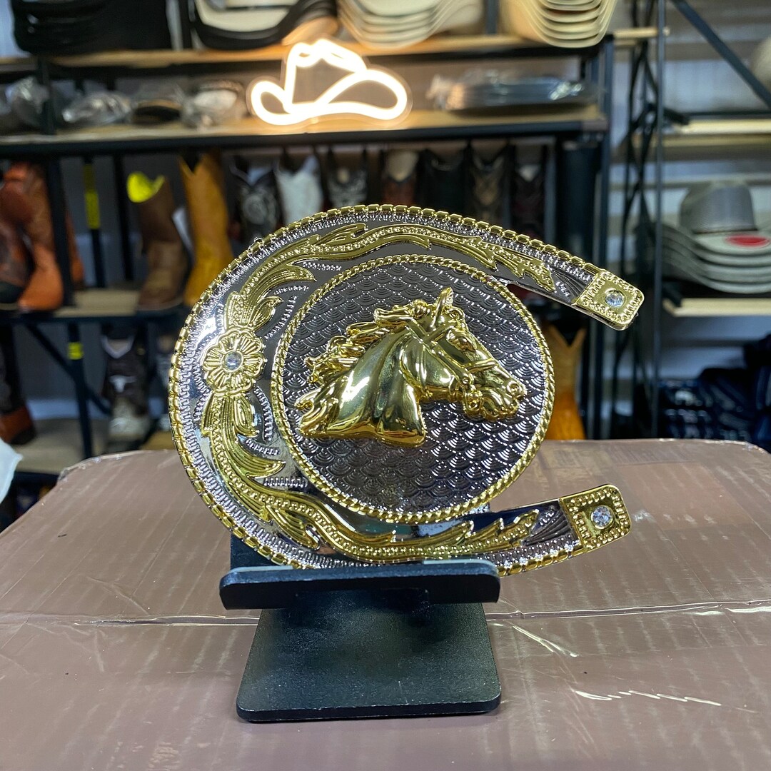 Large Western Belt Buckle. Rodeo Cowboy Belt Buckle. Ranch Style Horse ...
