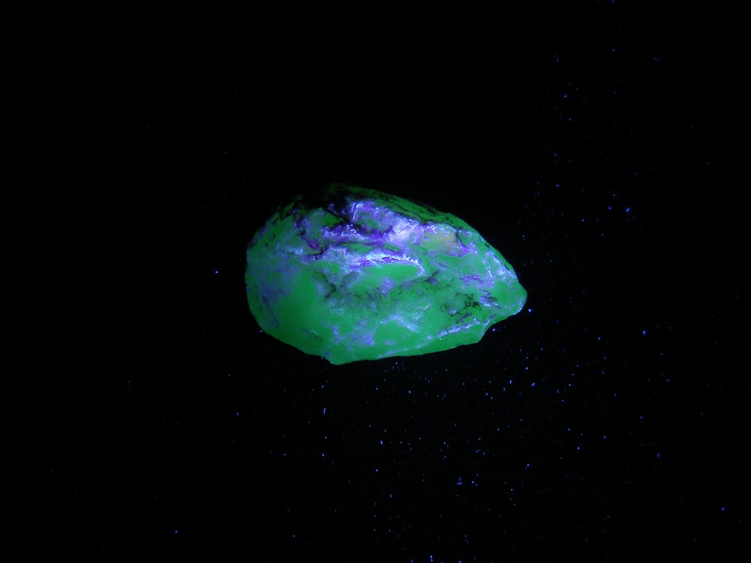 Orca Agate Uv-reactive - Etsy