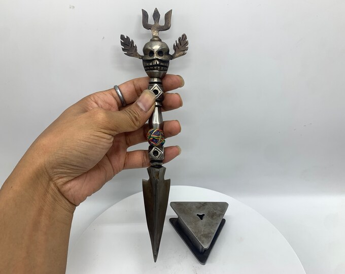 Rare Skull Headed Trishul Phurba. Phurba Dagger With Skull and Trident ...