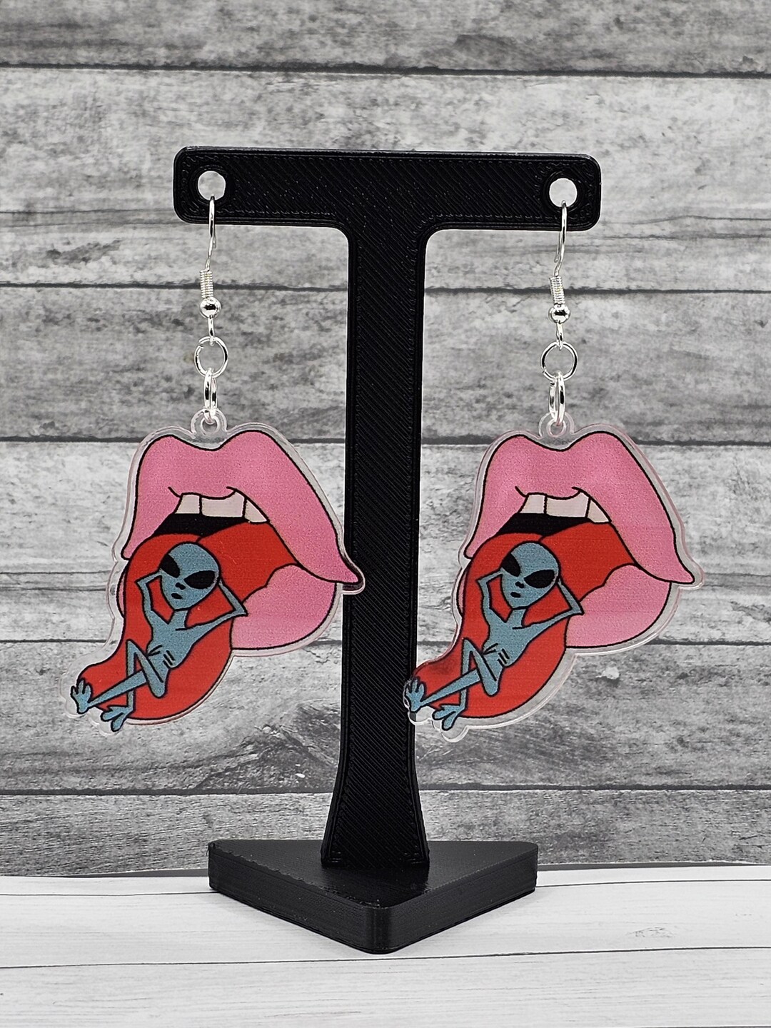 Chill and Silly Alien Relaxing Drop Earrings - Etsy